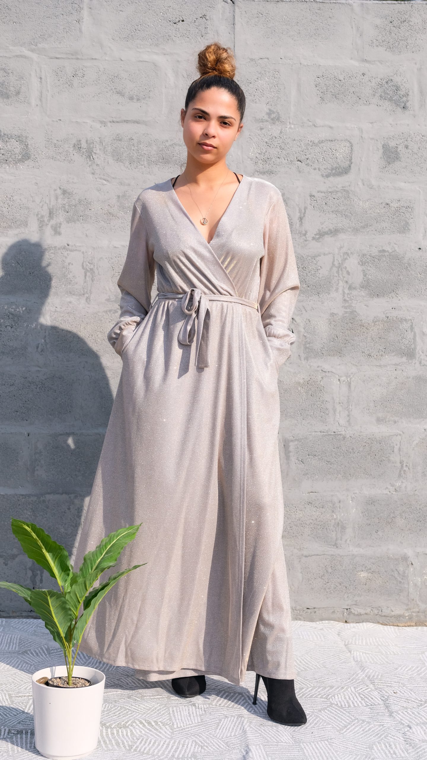 Silver Shimmer Gown - Roch-lè Bloem SA Media
